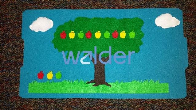 Apple Patterning Felt Board Activity - Walder Education
